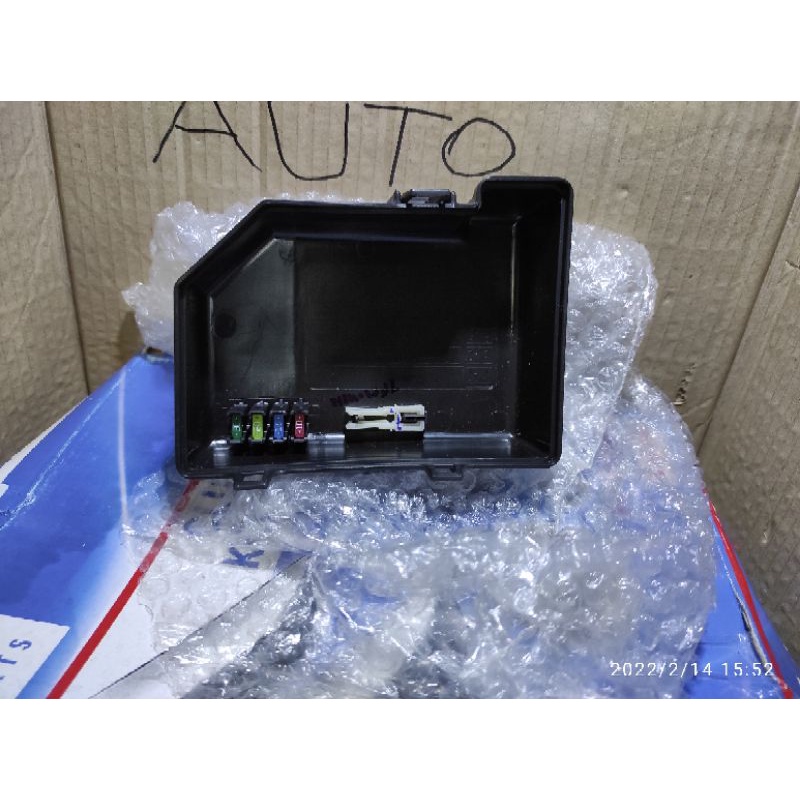 Jual Cover atau Tutup Box Sekring Swift Lama dan New Splash Original ...