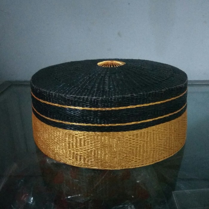 Jual songkok bone ( songkok recca ) hitam - emas | Shopee Indonesia