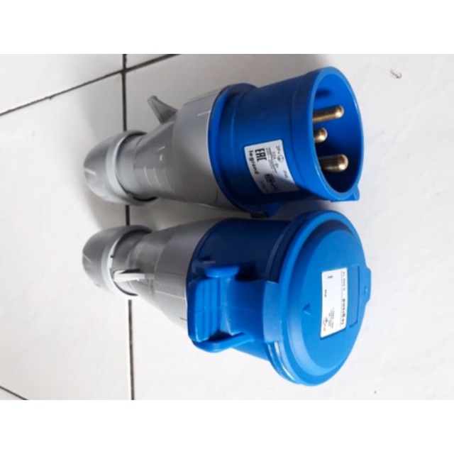 Jual SOCKET MOBILE MOUNTING LEGRAND 32A 3pin SOCKET MOUNTING 32A 2P+N ...