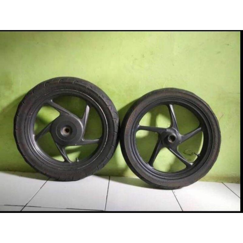 Jual Velg honda beat fi/karbu plus ban second original | Shopee Indonesia