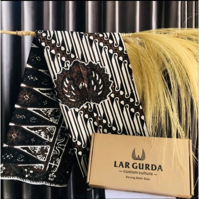 Jual SARUNG BATIK LAR GURDA PREMIUM ORIGINAL ART3 | Shopee Indonesia