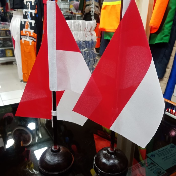 Jual TURUN HARGA BENDERA MERAH PUTIH MEJA BENDERA SATU SET TIANG AR463 ...
