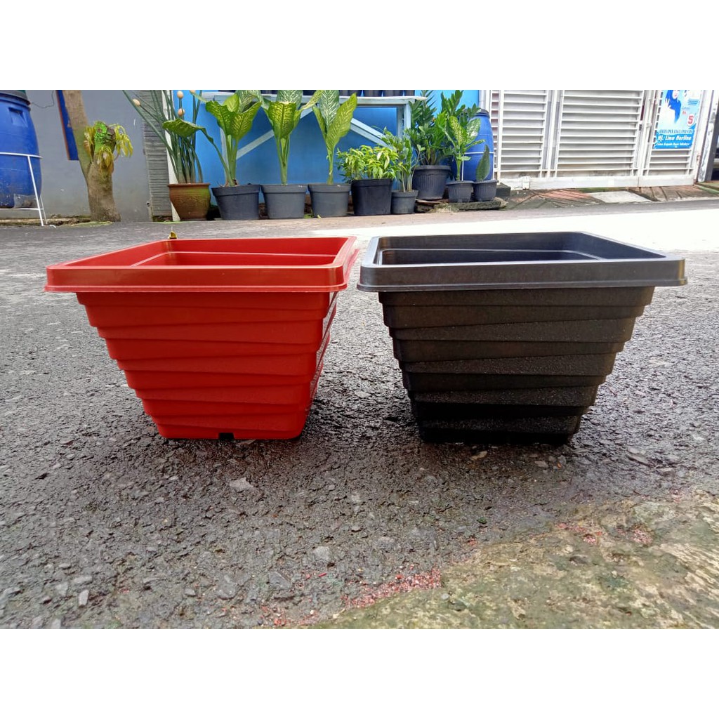 Jual POT Mozaik 21 Pot Bunga Kotak Pot Plastik Tebal Merah Bata ...