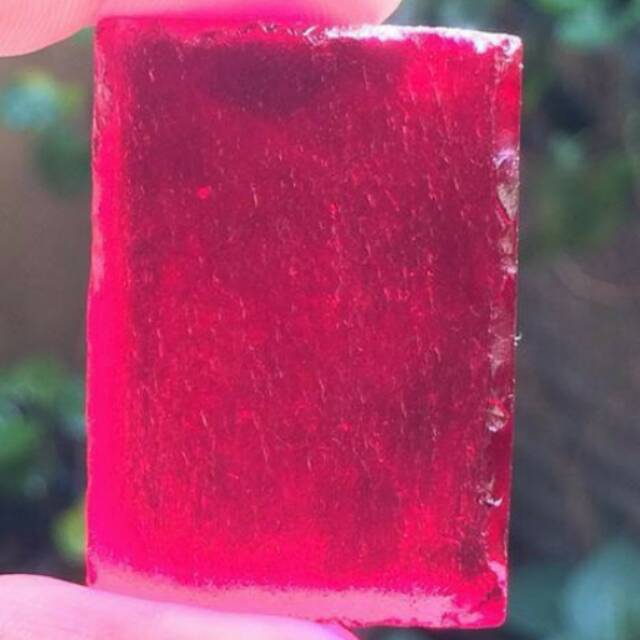 Bahan Batu Merah Siam Keunikan Dan Fakta Tentang Batu Merah Delima