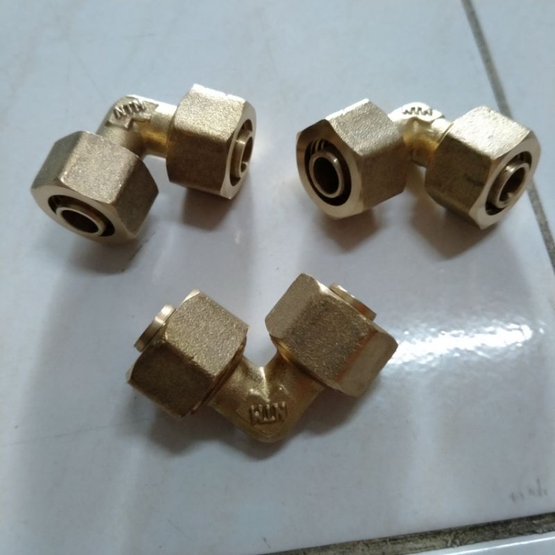 Jual ELBOW KENI DRAT SAMBUNG 1/2 INCH SAMBUNGAN PIPA AIR PANAS KUN | Shopee Indonesia