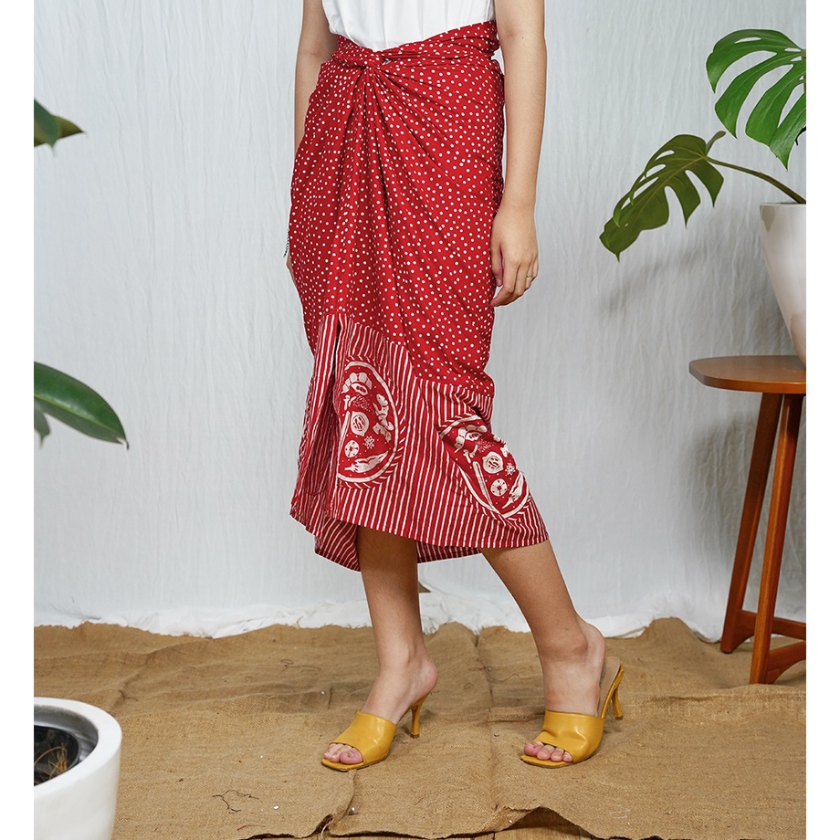 Jual NONA RARA - Rempah Skirt Red P0092, Rok Batik Kasual Modern ...