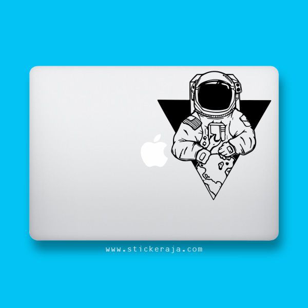 Jual TM Sticker Decal Stiker Astronaut 3 Macbook Pro and Air | Shopee ...