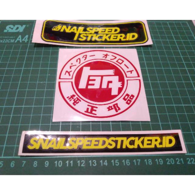 Jual Sticker mobil logo TOYOTA kanji jepang bulat 9,5cm | Shopee Indonesia