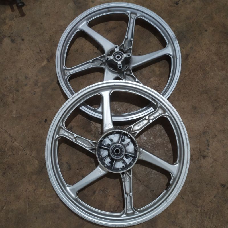 Jual Velg Jupiter Z old Cast Wheel original | Shopee Indonesia