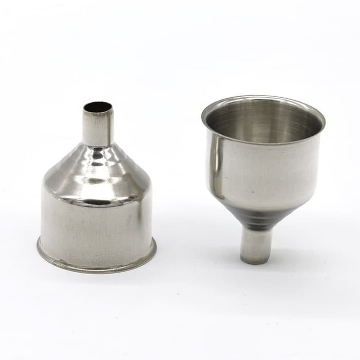 Jual Corong Stainless Steel untuk Botol Kecil (4cm ke 1cm) | Shopee ...