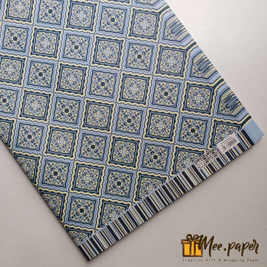 Jual Kertas Kado Sansan Wawa Motif Batik 03 / Blue, Bungkus / Wrapping ...