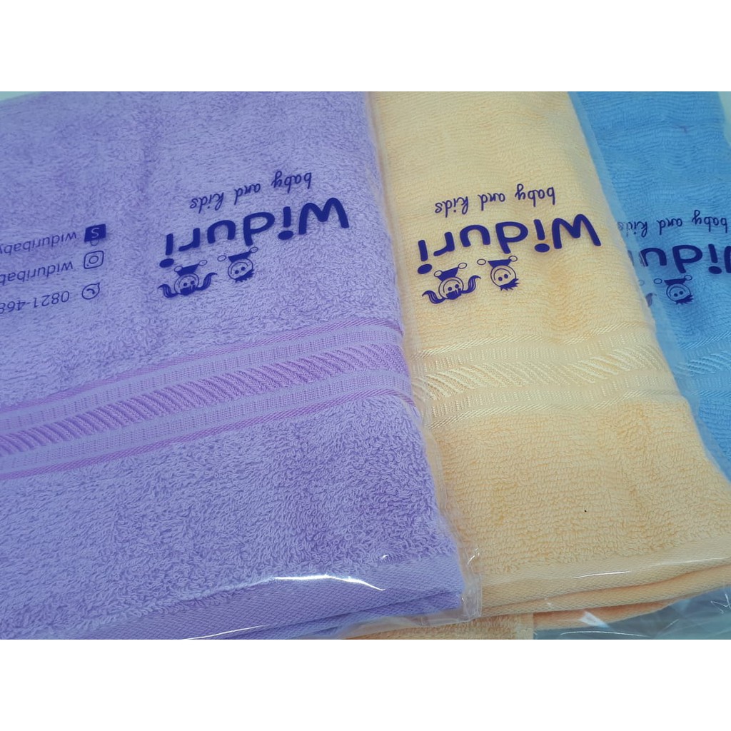 Jual HANDUK BAYI/ANAK POLOS MERK MERAH PUTIH UKURAN 120 x 60 CM ...