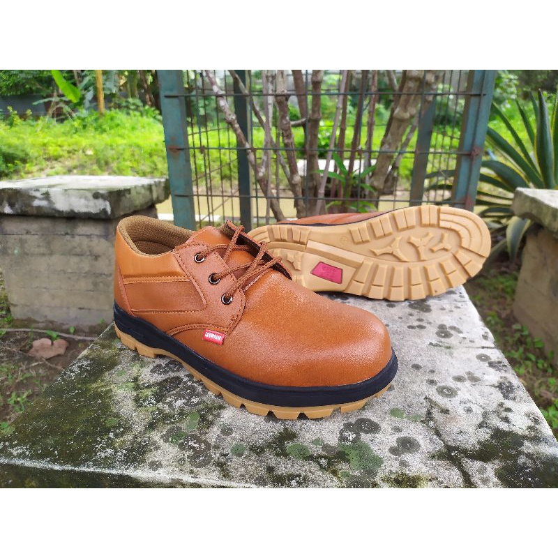 Jual Sepatu Safety Boots pendek kitchen Tataboga Dapur Proyek Lapangan ...