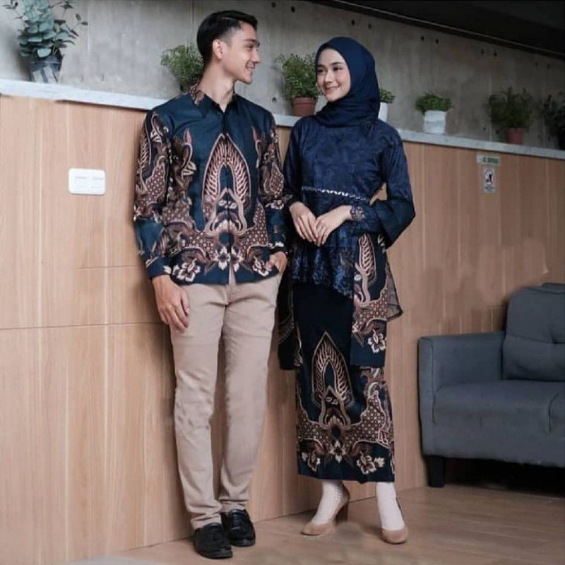 Jual Couple Kebaya Modern Kebaya Batik Brukat Couple Kiana | Shopee ...