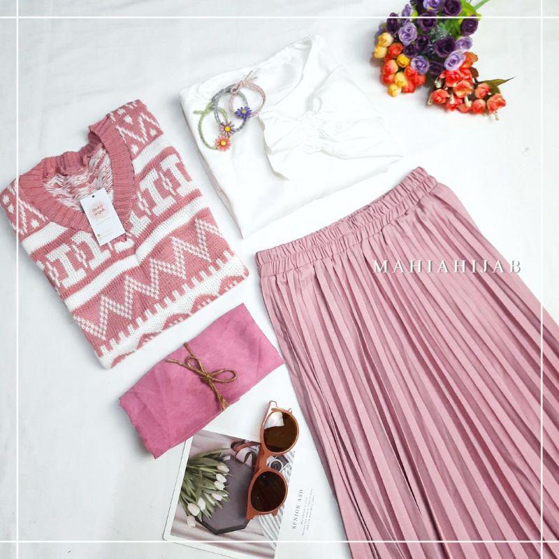 Jual Momo Set 5in1 Blouse + Vest rajut + Rok plisket + Hijab Bella OOTD ...
