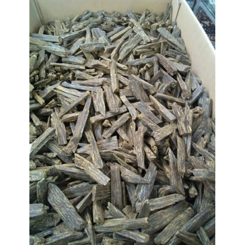 Jual gaharu bukhur oud bukhor sanai azrak kalimantan | Shopee Indonesia