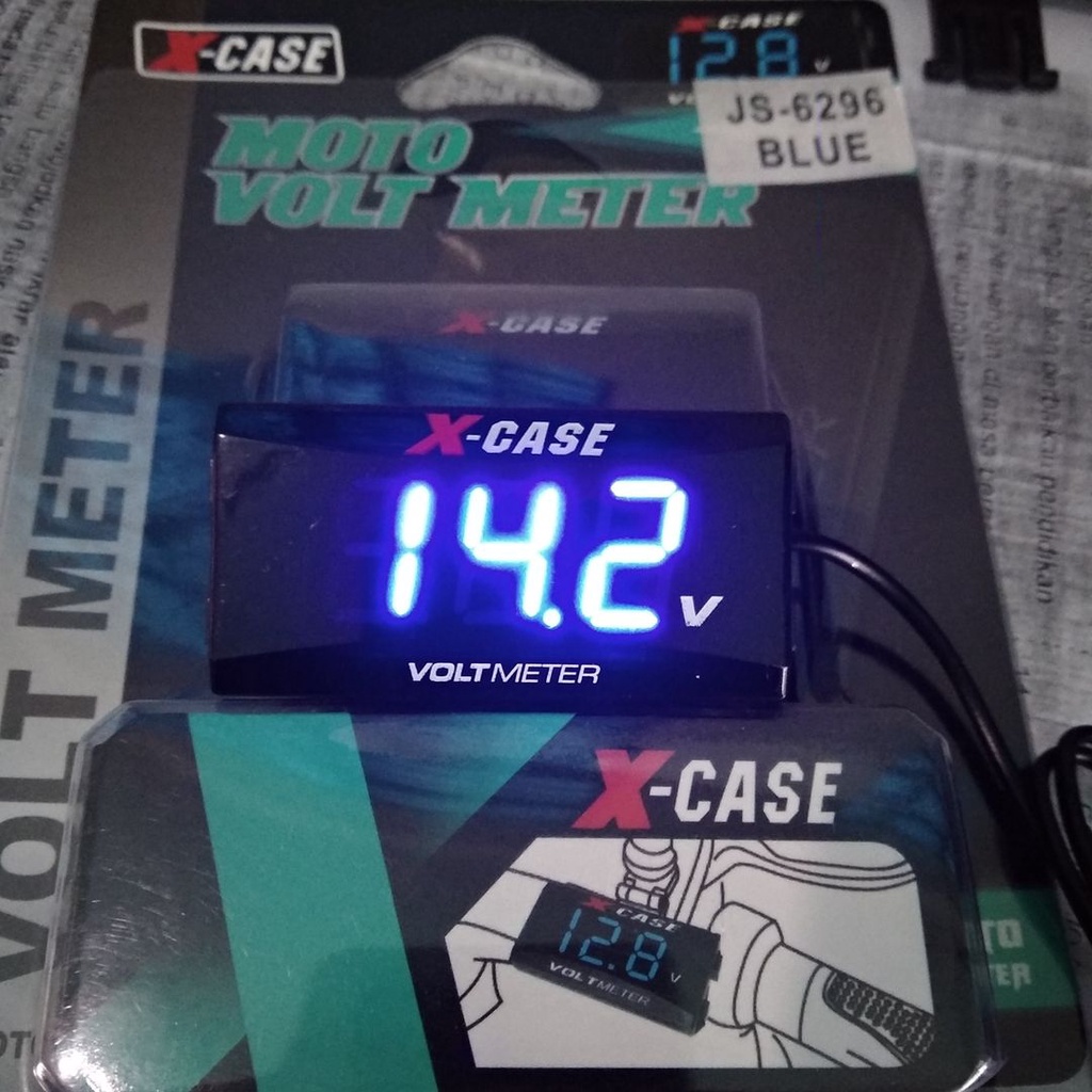 Jual Voltmeter Aki Universal Merk X-CASE | Shopee Indonesia