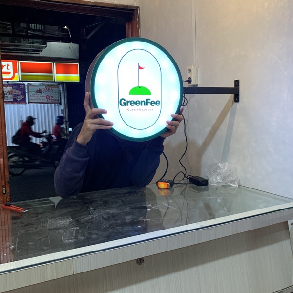 Jual Neon Box - Neon Sign Box Akrilik MC - Diameter 30 cm + Braket ...