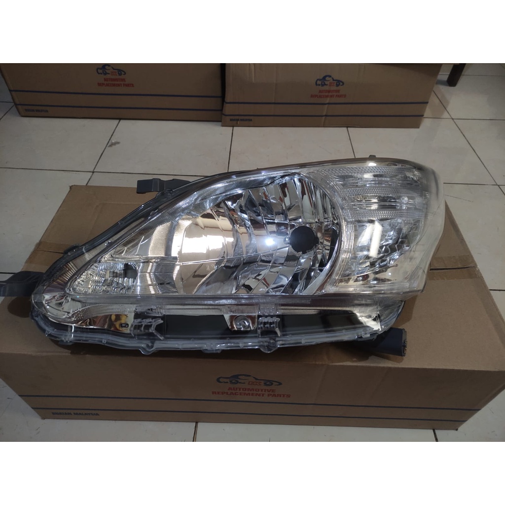 Jual HEADLAMP LAMPU DEPAN TOYOTA GRAND INNOVA 2012 - 2015 | Shopee ...