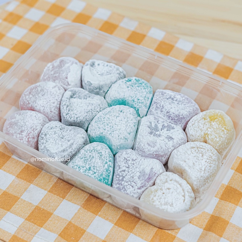 Jual Mochi Lumer Isi Kacang Coklat Keju Blueberry Crunchy Enak & Lembut ...