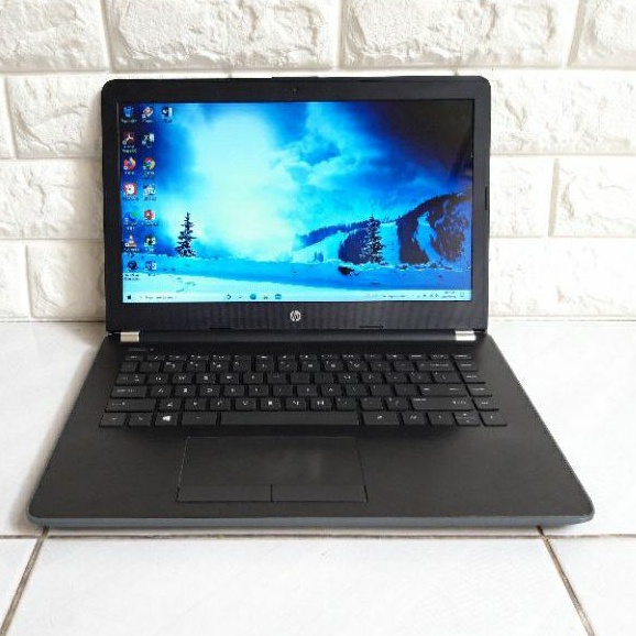 Jual Laptop HP 14-bw004AU Amd E2-9000E Radeon R2 1.50GHz 4GB 500GB Grey ...