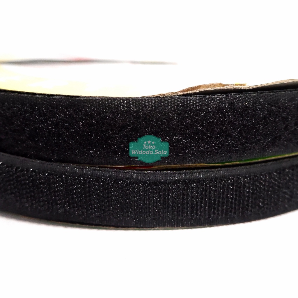 Jual 1 METER Velcro Hitam Toyama Perekat Kain 20mm Black Fasterner Tape | Shopee Indonesia