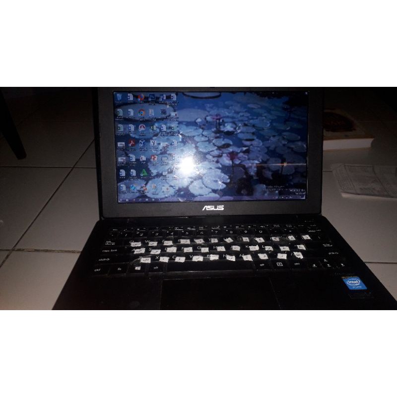 Jual Netbook Asus X200M (Second) | Shopee Indonesia