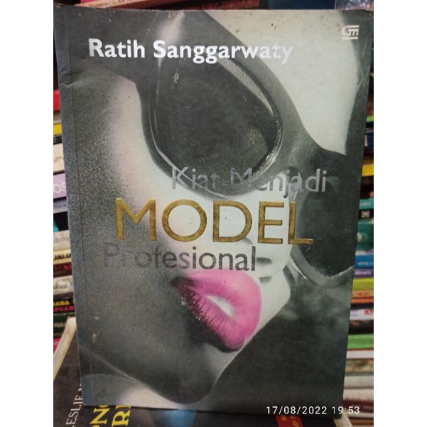 Jual buku kiat menjadi model profesional | Shopee Indonesia