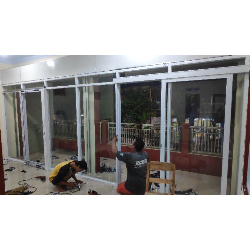 Jual Partisi Aluminium Kaca | Pintu Sliding | Sekat Kaca Toko Ruko ...