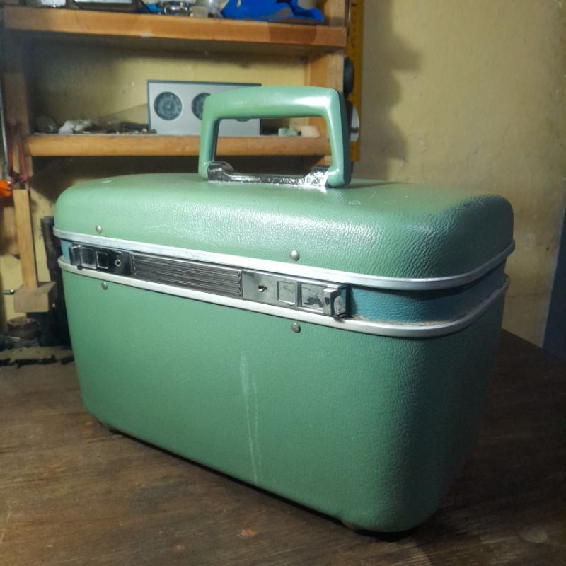 Jual tas rias jadul koper makeup Echolac lawas | Shopee Indonesia