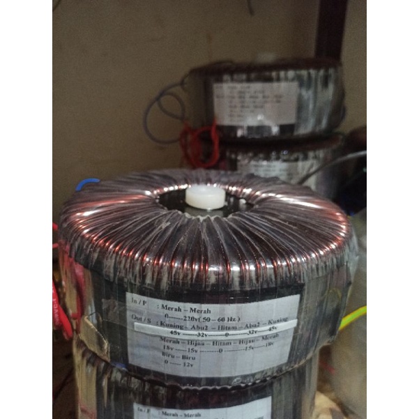 Jual trafo toroid donat 20a ct45v..32v murni | Shopee Indonesia