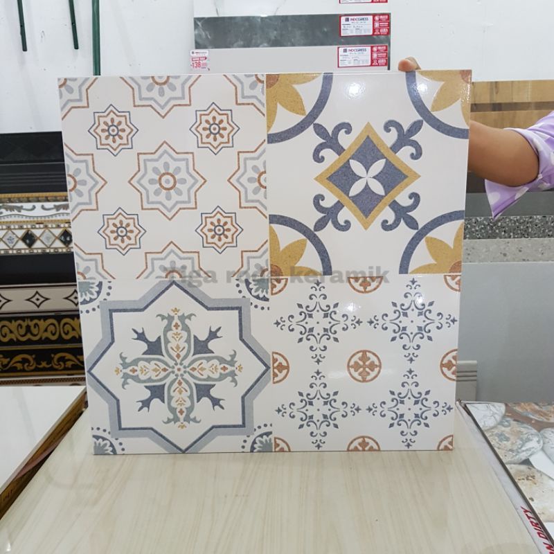 Jual keramik 50x50 lantai/keramik 50x50 lantai kilap/keramik 50x50 ...