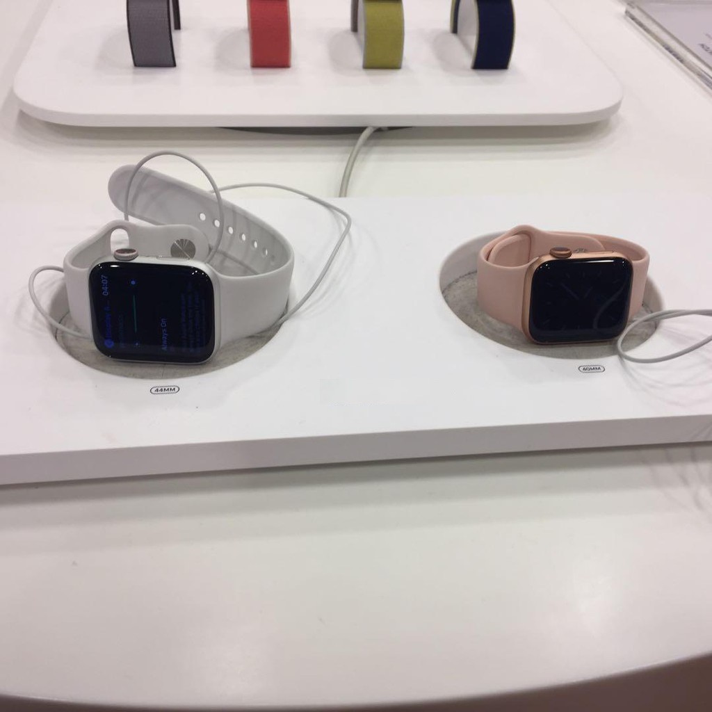 Jual iWatch Series 5 ORIGINAL second | Shopee Indonesia