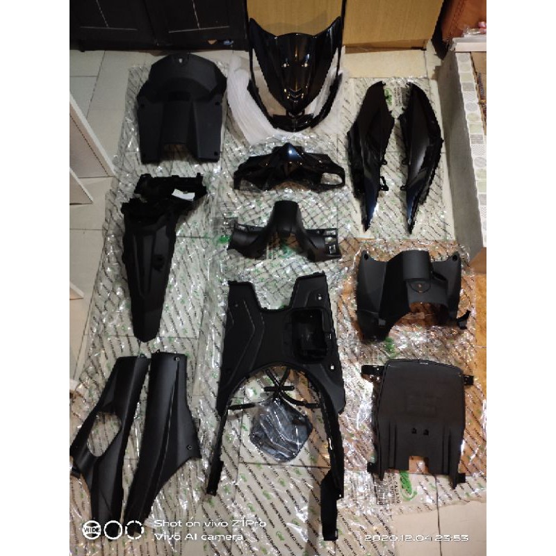 Jual Paket Body Set Kap Fuelset Full Set Honda Beat fi injeksi Hitam ...