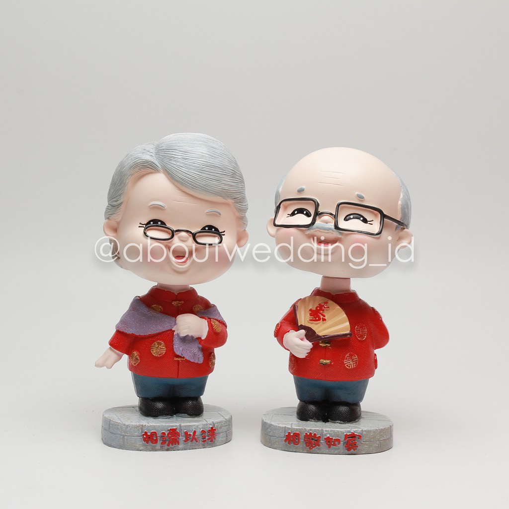 Jual Patung kakek nenek chinese grandparents love wedding Miniatur ...