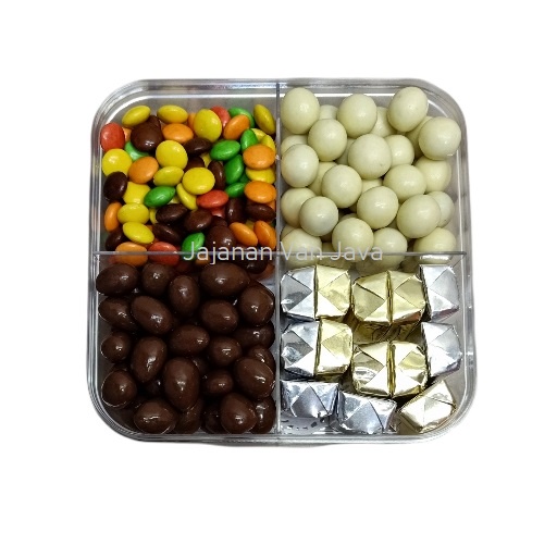 Jual Paket Coklat Sekat 4 / Coklat Lagie / Parcel Lebaran Coklat Delfi ... Jual Paket Coklat Sekat 4 / Coklat Lagie / Parcel Lebaran Coklat Delfi ...