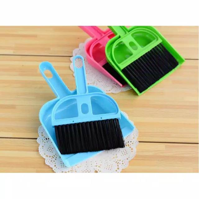 Jual SAPU + PENGKI KECIL / MINI DUSTPAN SET | Shopee Indonesia