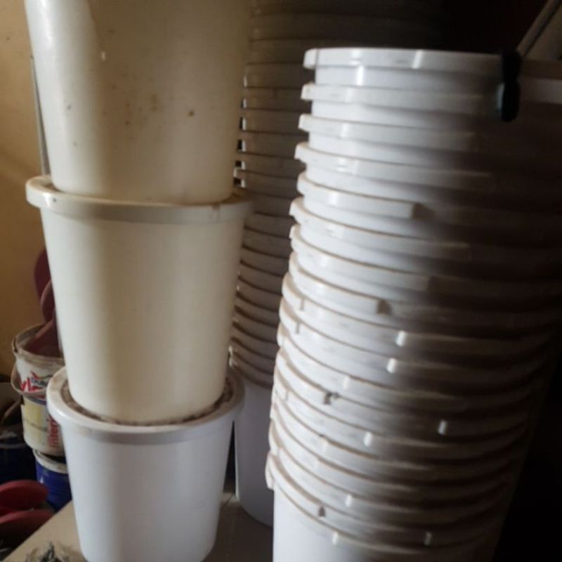 Jual Ember eskrim toples eskrim 8 liter bulat dan kotak biru/ putih ... Jual Ember eskrim toples eskrim 8 liter bulat dan kotak biru/ putih ...