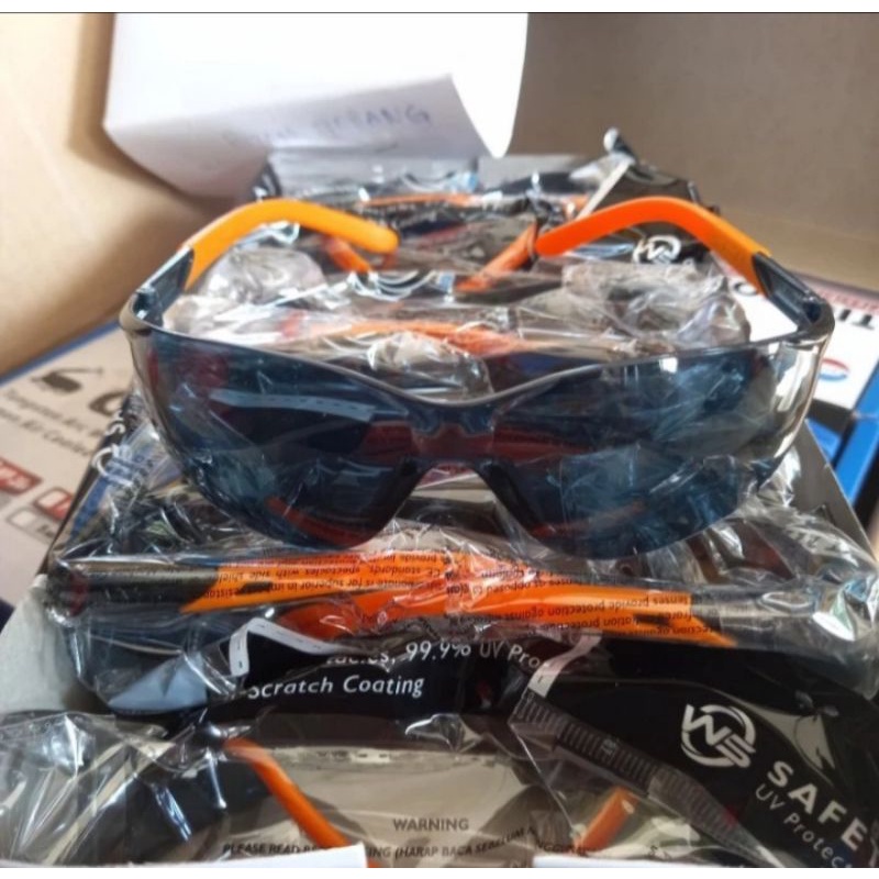 Jual Safety Google Black / Kaca Mata Las Hitam Terang / Kaca Mata Sefty ...