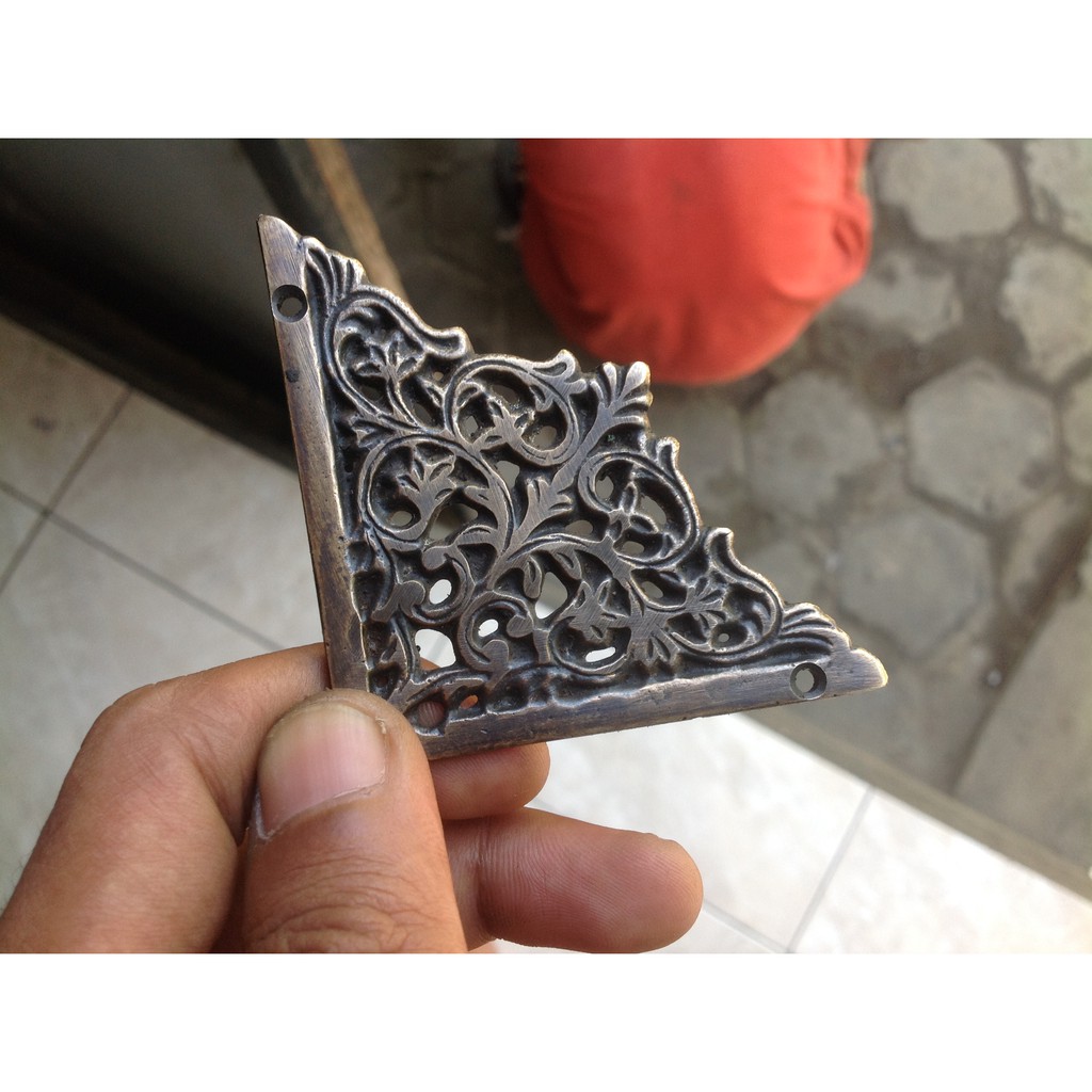 Jual Siku ukir kuningan antik ornamen meja lemari dan pintu ( 6,5 cm ...