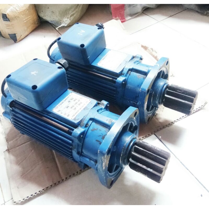 Jual AC motor gearbox 3phsae 380V sesuai plate motor | Shopee Indonesia