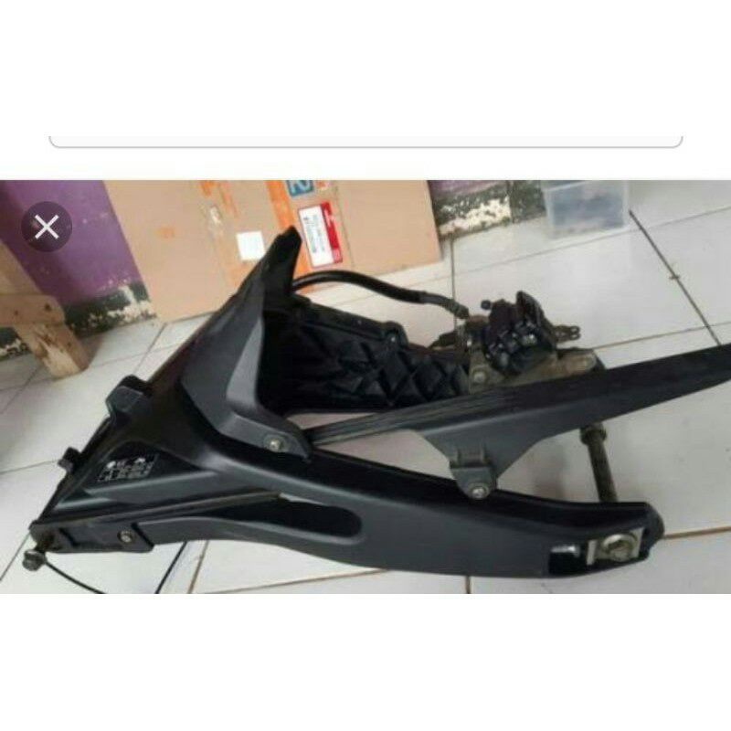 Jual swing arm R15 v3 PNP Vixion, R15 v2, xabre | Shopee Indonesia