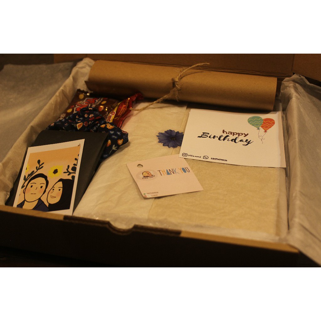 Jual GIFT BOX FRAME/BINGKAI FOTO+CUSTOM ILUSTRASI (Hadiah untuk ...