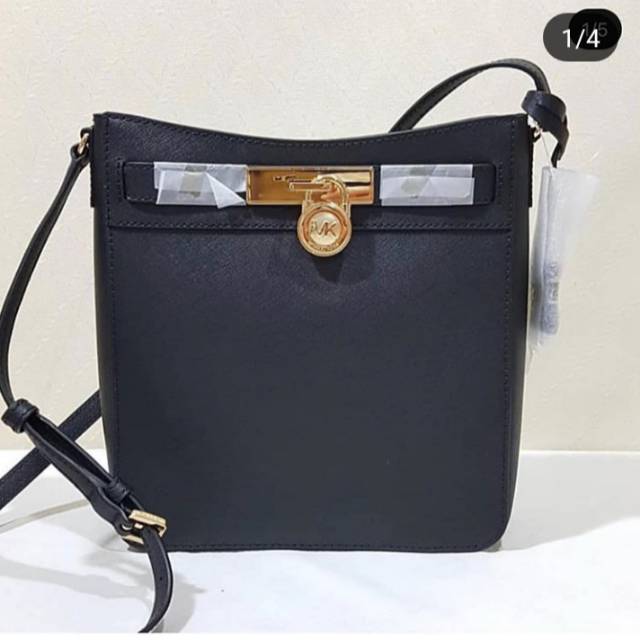 Jual MK Hamilton Traveller Crossbody Black | Shopee Indonesia