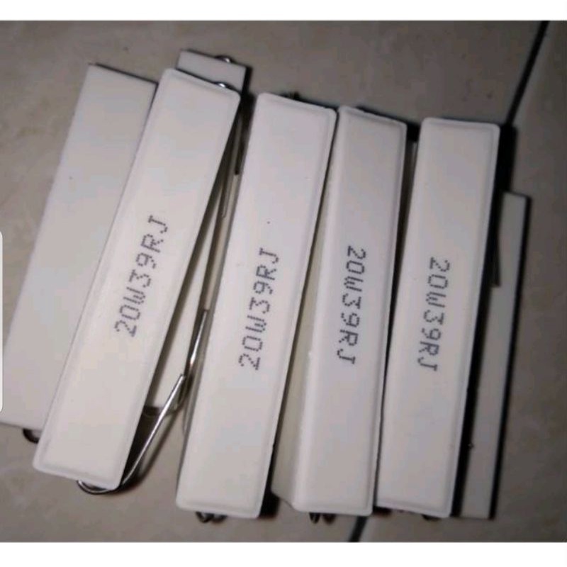 Jual Resistor kapur 20 watt 39 ohm | Shopee Indonesia