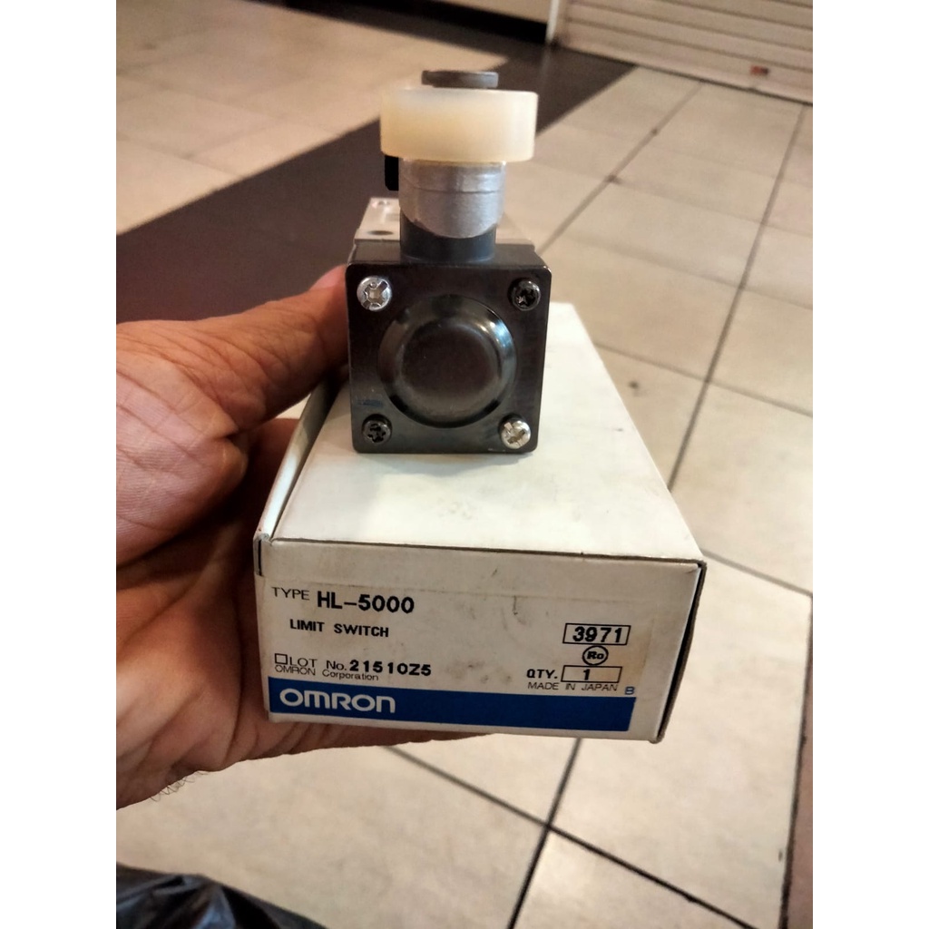 Jual Limit switch HL 5000 Omron original HL5000 | Shopee Indonesia