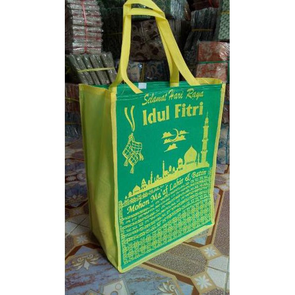 Jual Modern.. Tas parcel kombinasi 30x40x15 isi 12 pcs | Shopee Indonesia