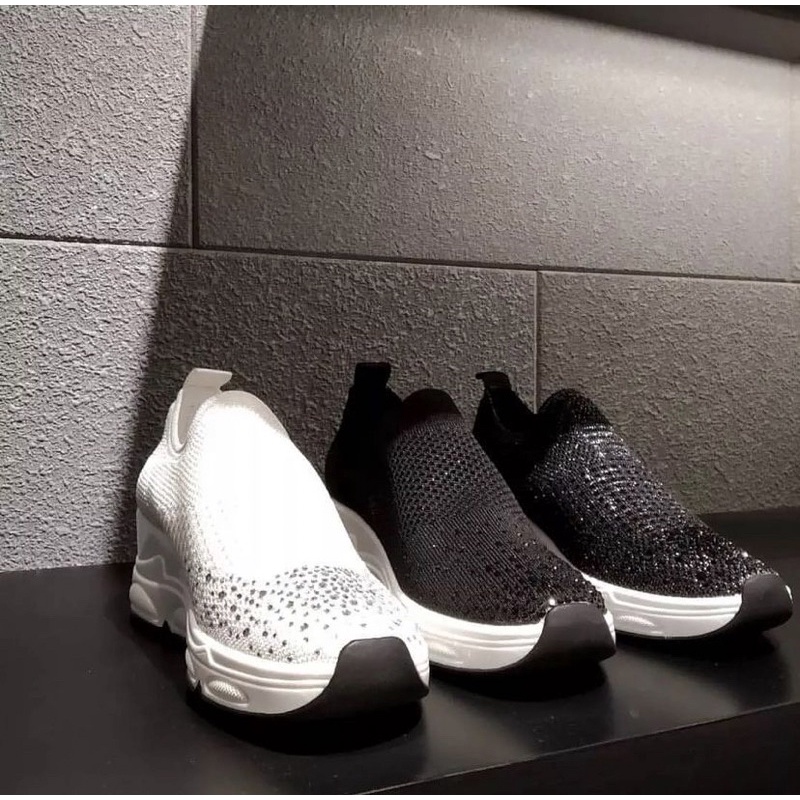 Jual sepatu / booth staccato | Shopee Indonesia