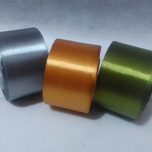 Jual Pita Satin Ukuran 2inch/5cm Per Roll Pita Bucket Bunga Pita Kado ...