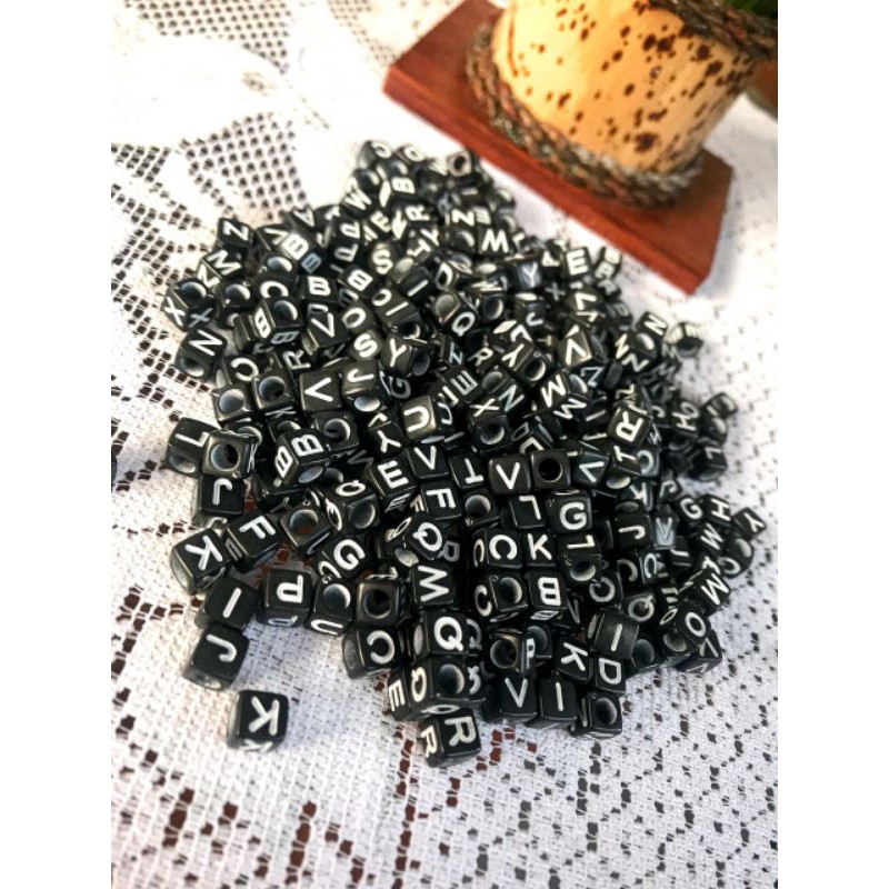 Jual TAMBAHAN HURUF BALOK HITAM/HURUF KOTAK NAMA/PCS | Shopee Indonesia